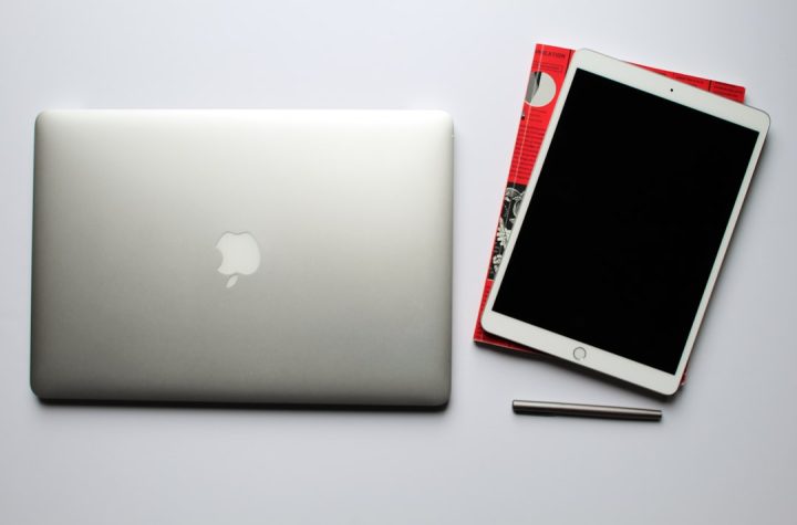 MacBook or iMac – Which Is Better for You in 2025?